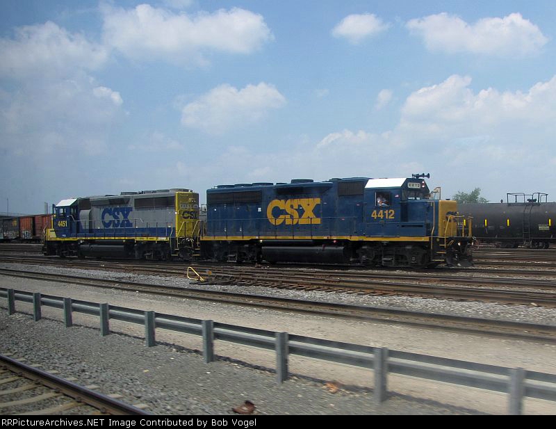 CSX 4412 and 4451